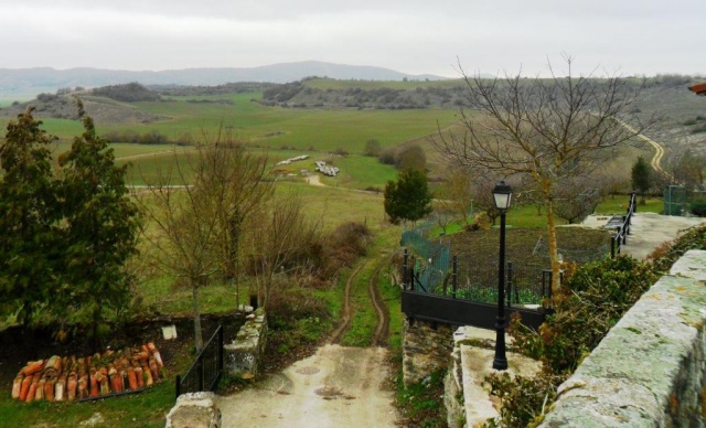 Mendikat → Berein (783 m) → Vista de la sierra de Berein desde la ...