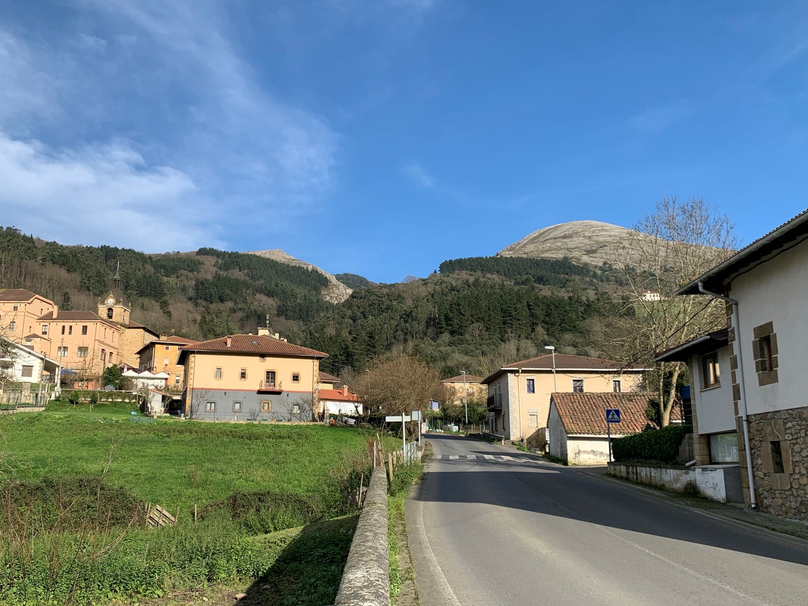 Mendikat → Circular desde San Pedro de Galdames: Pico de La Cruz ...